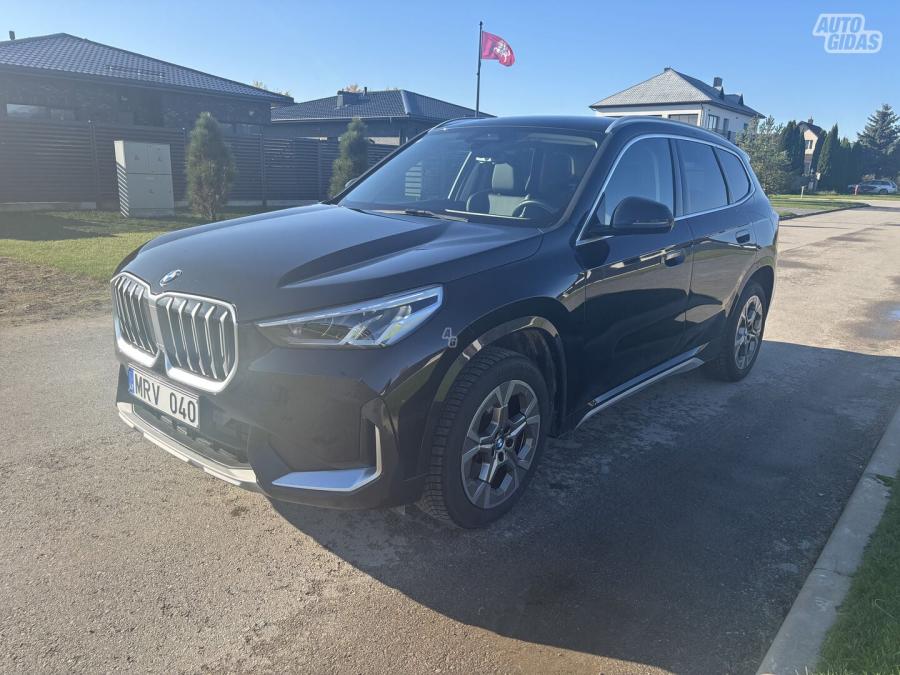 Melns BMW X1 2023 Kauņa, ar dzinēja tilpumu 1.50 L un nobraukumu 37 tūkst. km par 34990 €, foto 10 vietnē AUTOMOTO.COM.LV
