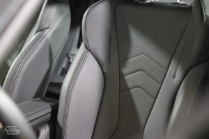 Black BMW X1 2025 in Vilnius, with an engine capacity of 1.50 L and mileage of 43 thousand km for 36491 €, photo 16 on AUTOMOTO.COM.LV