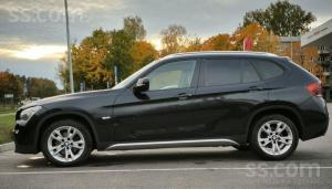 Melns BMW X1 2010 Aizkraukle, ar dzinēja tilpumu 2.00 L un nobraukumu 397 tūkst. km par 5500 €, foto 4 vietnē AUTOMOTO.COM.LV