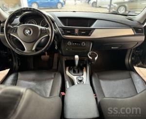 Melns BMW X1 2010 Aizkraukle, ar dzinēja tilpumu 2.00 L un nobraukumu 397 tūkst. km par 5500 €, foto 6 vietnē AUTOMOTO.COM.LV