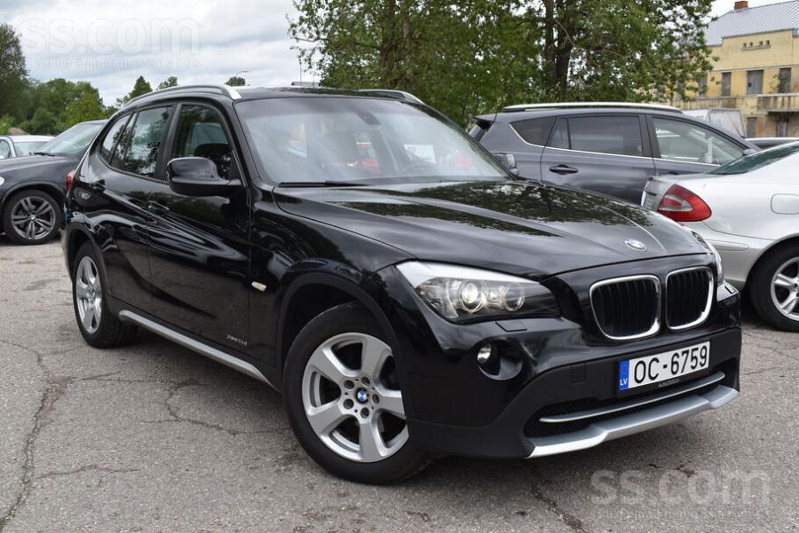 Melns BMW X1 2010 Kuldīga, ar dzinēja tilpumu 2.00 L un nobraukumu 0 tūkst. km par 7500 €, foto 4 vietnē AUTOMOTO.COM.LV