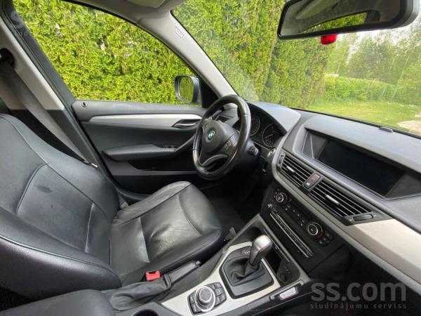 Melns BMW X1 2010 Jelgava, ar dzinēja tilpumu 2.00 L un nobraukumu 252 tūkst. km par 6550 €, foto 3 vietnē AUTOMOTO.COM.LV