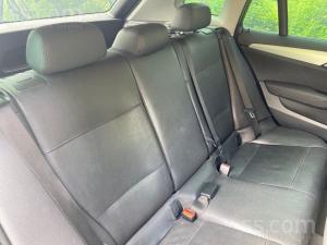 Black BMW X1 2010 in Jelgava, with an engine capacity of 2.00 L and mileage of 252 thousand km for 6550 €, photo 5 on AUTOMOTO.COM.LV