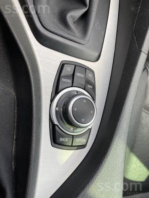 Black BMW X1 2010 in Jelgava, with an engine capacity of 2.00 L and mileage of 252 thousand km for 6550 €, photo 11 on AUTOMOTO.COM.LV