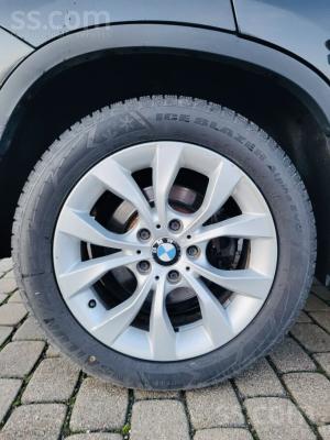 Black BMW X1 2010 in Jelgava, with an engine capacity of 2.00 L and mileage of 252 thousand km for 6550 €, photo 13 on AUTOMOTO.COM.LV