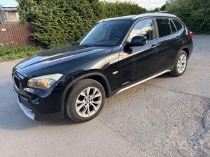 Black BMW X1 2010 in Jelgava, with an engine capacity of 2.00 L and mileage of 252 thousand km for 6550 €, photo 17 on AUTOMOTO.COM.LV