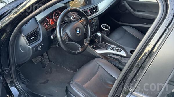 Melns BMW X1 2010 Rīga, ar dzinēja tilpumu 2.00 L un nobraukumu 253 tūkst. km par 6850 €, foto 7 vietnē AUTOMOTO.COM.LV
