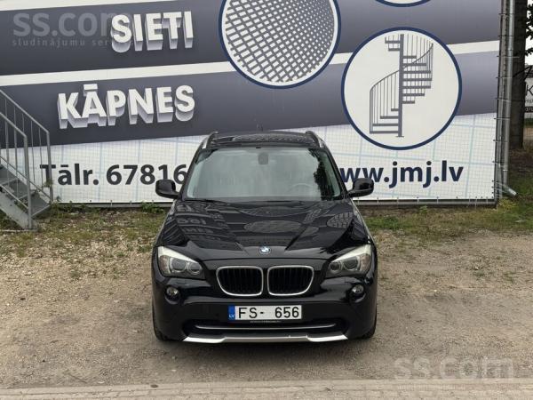 Melns BMW X1 2010 Rīga, ar dzinēja tilpumu 2.00 L un nobraukumu 257 tūkst. km par 7100 €, foto 2 vietnē AUTOMOTO.COM.LV