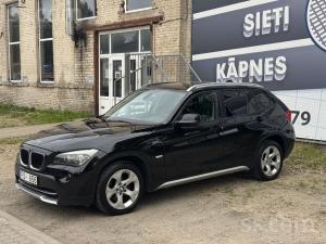 Black BMW X1 2010 in Riga, with an engine capacity of 2.00 L and mileage of 257 thousand km for 7100 €, photo 4 on AUTOMOTO.COM.LV
