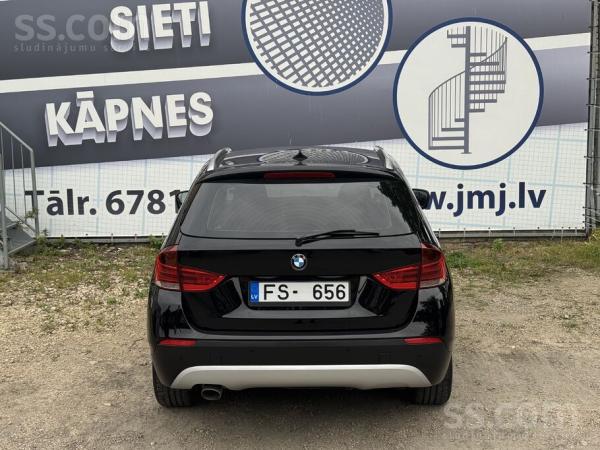 Melns BMW X1 2010 Rīga, ar dzinēja tilpumu 2.00 L un nobraukumu 257 tūkst. km par 7100 €, foto 5 vietnē AUTOMOTO.COM.LV