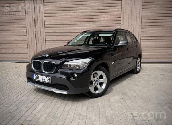 Melns BMW X1 2010 Jelgava, ar dzinēja tilpumu 2.00 L un nobraukumu 275 tūkst. km par 5780 €, foto 1 vietnē AUTOMOTO.COM.LV