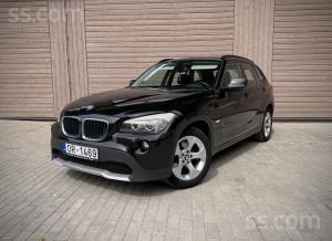 Melns BMW X1 2010 Jelgava, ar dzinēja tilpumu 2.00 L un nobraukumu 275 tūkst. km par 5780 €, foto  vietnē AUTOMOTO.COM.LV