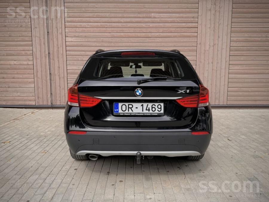 Melns BMW X1 2010 Jelgava, ar dzinēja tilpumu 2.00 L un nobraukumu 275 tūkst. km par 5780 €, foto 6 vietnē AUTOMOTO.COM.LV