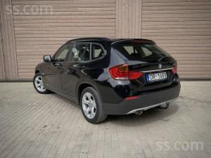 Melns BMW X1 2010 Jelgava, ar dzinēja tilpumu 2.00 L un nobraukumu 275 tūkst. km par 5780 €, foto 7 vietnē AUTOMOTO.COM.LV