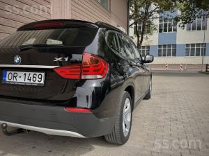 Melns BMW X1 2010 Jelgava, ar dzinēja tilpumu 2.00 L un nobraukumu 275 tūkst. km par 5780 €, foto 9 vietnē AUTOMOTO.COM.LV