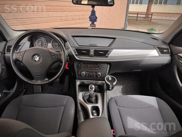Melns BMW X1 2010 Jelgava, ar dzinēja tilpumu 2.00 L un nobraukumu 275 tūkst. km par 5780 €, foto 10 vietnē AUTOMOTO.COM.LV