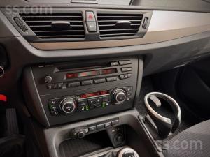 Melns BMW X1 2010 Jelgava, ar dzinēja tilpumu 2.00 L un nobraukumu 275 tūkst. km par 5780 €, foto 12 vietnē AUTOMOTO.COM.LV