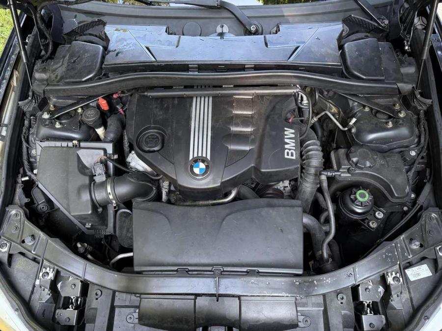 Black BMW X1 2010 in Prienai, with an engine capacity of 0.00 L and mileage of 348 thousand km for 5200 €, photo 10 on AUTOMOTO.COM.LV