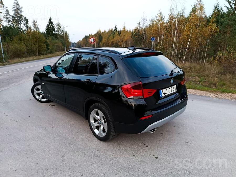 Melns BMW X1 2010 Rīga, ar dzinēja tilpumu 2.00 L un nobraukumu 285 tūkst. km par 5300 €, foto 7 vietnē AUTOMOTO.COM.LV