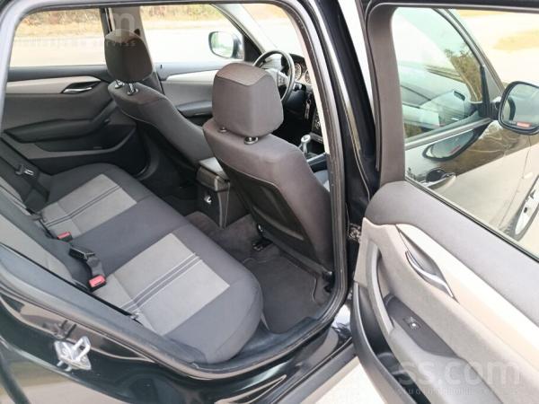 Melns BMW X1 2010 Rīga, ar dzinēja tilpumu 2.00 L un nobraukumu 285 tūkst. km par 5300 €, foto 10 vietnē AUTOMOTO.COM.LV