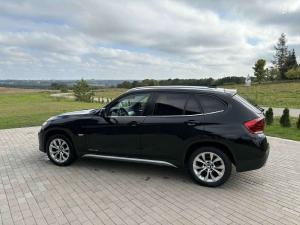 Black BMW X1 2011 in Alytus, with an engine capacity of 2.00 L and mileage of 291 thousand km for 7200 €, photo 4 on AUTOMOTO.COM.LV