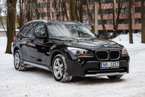 Black BMW X1 2011 in Liepaja, with an engine capacity of 2.00 L and mileage of 256 thousand km for 8200 €, photo 20 on AUTOMOTO.COM.LV