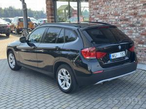 Melns BMW X1 2011 Talsi, ar dzinēja tilpumu 2.00 L un nobraukumu 237 tūkst. km par 7450 €, foto 4 vietnē AUTOMOTO.COM.LV