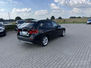 Melns BMW X1 2011 Talsi, ar dzinēja tilpumu 2.00 L un nobraukumu 237 tūkst. km par 7450 €, foto 20 vietnē AUTOMOTO.COM.LV