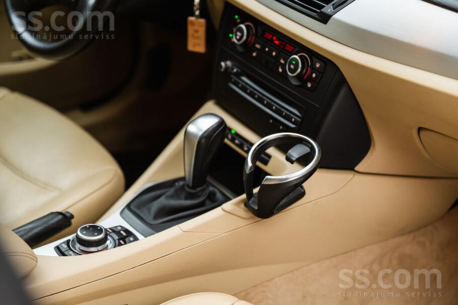 Melns BMW X1 2011 Liepāja, ar dzinēja tilpumu 2.00 L un nobraukumu 260 tūkst. km par 6990 €, foto 5 vietnē AUTOMOTO.COM.LV