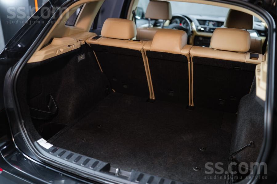 Melns BMW X1 2011 Liepāja, ar dzinēja tilpumu 2.00 L un nobraukumu 260 tūkst. km par 6990 €, foto 9 vietnē AUTOMOTO.COM.LV