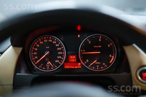 Melns BMW X1 2011 Liepāja, ar dzinēja tilpumu 2.00 L un nobraukumu 260 tūkst. km par 6990 €, foto 10 vietnē AUTOMOTO.COM.LV