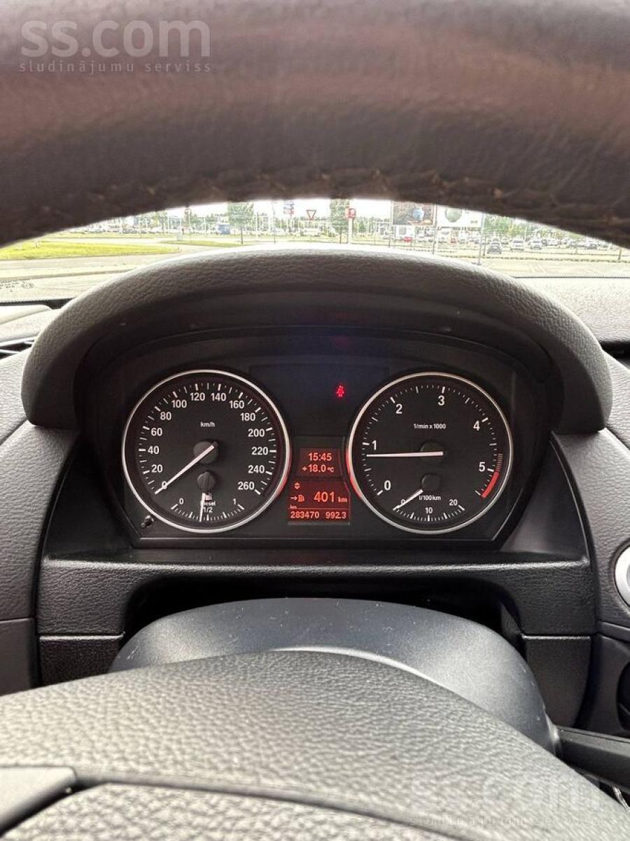 Melns BMW X1 2011 Rīga, ar dzinēja tilpumu 2.00 L un nobraukumu 283 tūkst. km par 6600 €, foto 10 vietnē AUTOMOTO.COM.LV