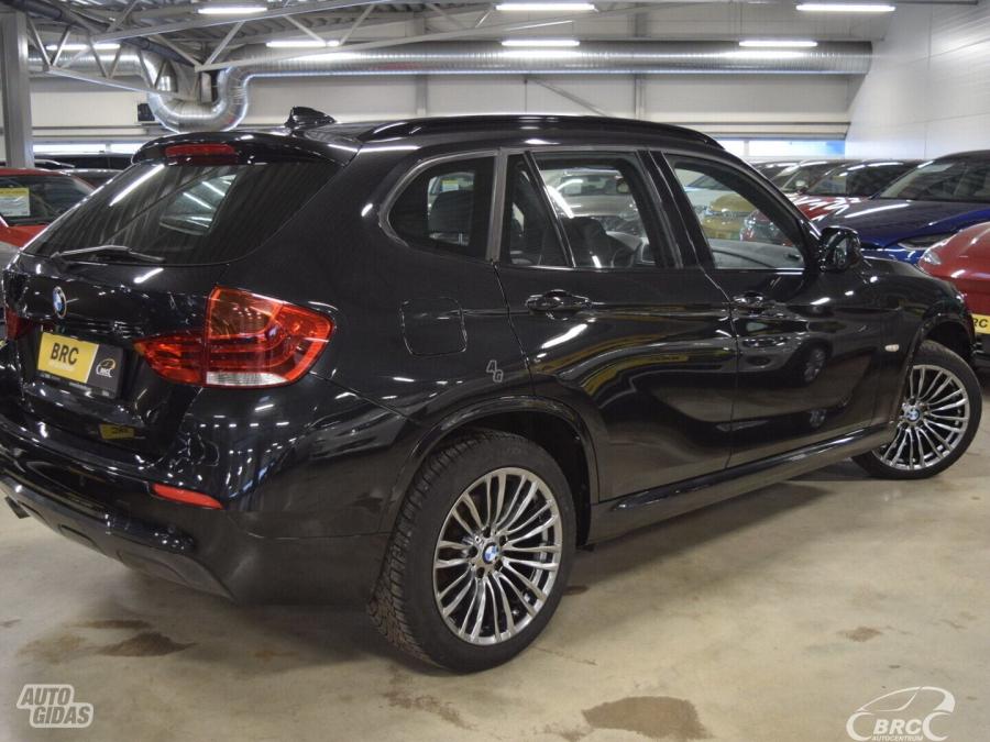 Black BMW X1 2012 in Riga, with an engine capacity of 2.00 L and mileage of 213 thousand km for 7500 €, photo 21 on AUTOMOTO.COM.LV