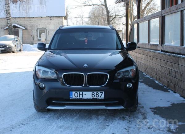 Melns BMW X1 2012 Rīga, ar dzinēja tilpumu 2.00 L un nobraukumu 0 tūkst. km par 6650 €, foto 3 vietnē AUTOMOTO.COM.LV