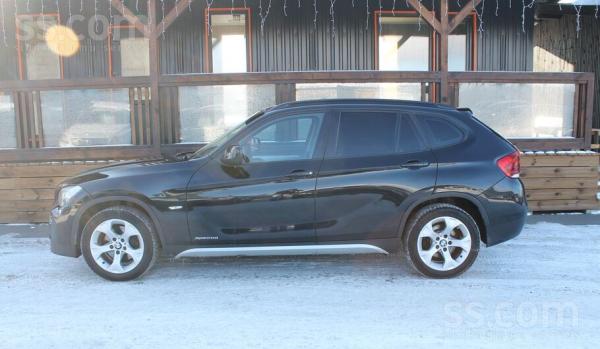 Melns BMW X1 2012 Rīga, ar dzinēja tilpumu 2.00 L un nobraukumu 0 tūkst. km par 6650 €, foto 9 vietnē AUTOMOTO.COM.LV
