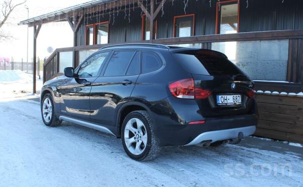 Melns BMW X1 2012 Rīga, ar dzinēja tilpumu 2.00 L un nobraukumu 0 tūkst. km par 6650 €, foto 10 vietnē AUTOMOTO.COM.LV