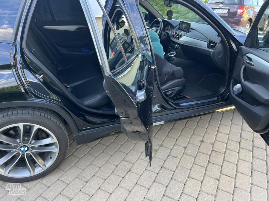 Melns BMW X1 2012 Viļņa, ar dzinēja tilpumu 2.00 L un nobraukumu 265 tūkst. km par 9450 €, foto 9 vietnē AUTOMOTO.COM.LV