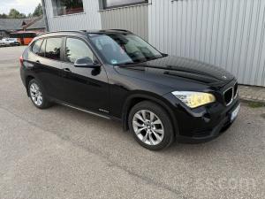 Melns BMW X1 2013 Preiļi, ar dzinēja tilpumu 2.00 L un nobraukumu 278 tūkst. km par 8990 €, foto  vietnē AUTOMOTO.COM.LV