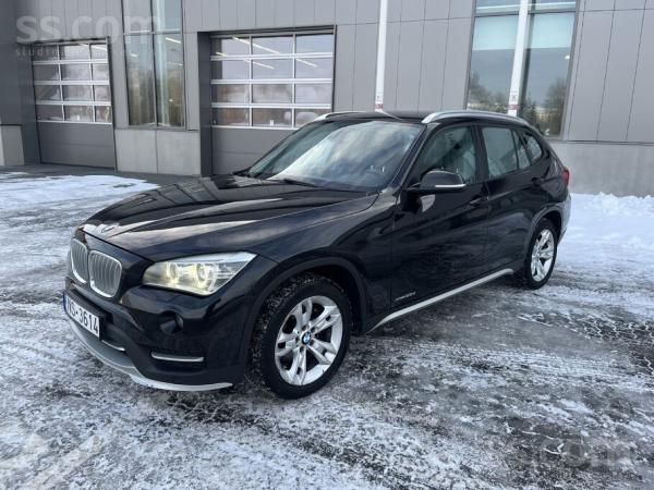 Melns BMW X1 2014 Rīga, ar dzinēja tilpumu 2.00 L un nobraukumu 218 tūkst. km par 10590 €, foto 5 vietnē AUTOMOTO.COM.LV