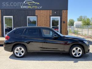Melns BMW X1 2014 Rīga, ar dzinēja tilpumu 2.00 L un nobraukumu 214 tūkst. km par 8950 €, foto 5 vietnē AUTOMOTO.COM.LV
