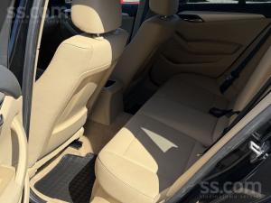 Melns BMW X1 2014 Rīga, ar dzinēja tilpumu 2.00 L un nobraukumu 214 tūkst. km par 8950 €, foto 12 vietnē AUTOMOTO.COM.LV
