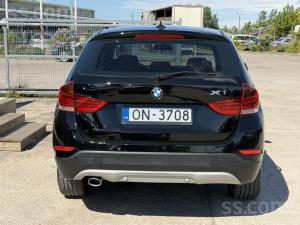 Melns BMW X1 2014 Rīga, ar dzinēja tilpumu 2.00 L un nobraukumu 214 tūkst. km par 8950 €, foto 15 vietnē AUTOMOTO.COM.LV