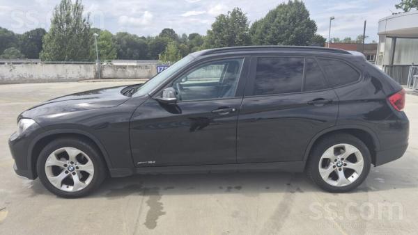 Melns BMW X1 2014 Rīga, ar dzinēja tilpumu 2.00 L un nobraukumu 256 tūkst. km par 8600 €, foto 7 vietnē AUTOMOTO.COM.LV