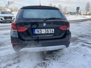 Черный БМВ Х1 2014 в Рига, объемом двигателя 2.00 л и пробегом 218 тыс. км за 8900 €, фото 4 на AUTOMOTO.COM.LV