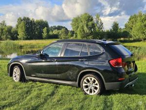 Melns BMW X1 2015 Kauņa, ar dzinēja tilpumu 2.00 L un nobraukumu 220 tūkst. km par 7800 €, foto 7 vietnē AUTOMOTO.COM.LV