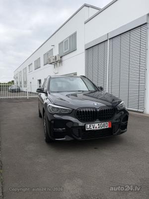 Melns BMW X1 2022 Ventspils, ar dzinēja tilpumu 1.50 L un nobraukumu 46 tūkst. km par 34000 €, foto  vietnē AUTOMOTO.COM.LV