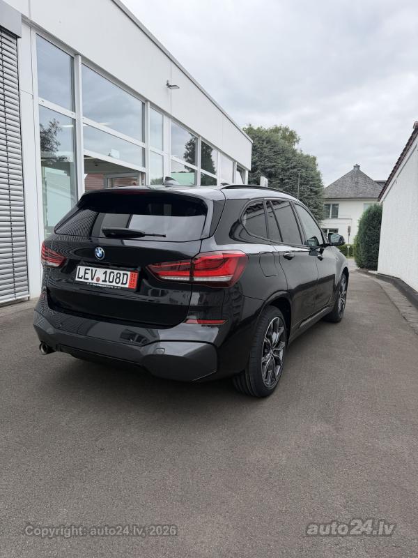 Melns BMW X1 2022 Ventspils, ar dzinēja tilpumu 1.50 L un nobraukumu 46 tūkst. km par 34000 €, foto 2 vietnē AUTOMOTO.COM.LV