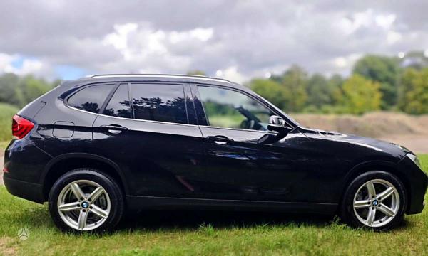 Melns BMW X1 2014 Kretinga, ar dzinēja tilpumu 2.00 L un nobraukumu 268 tūkst. km par 7899 €, foto 7 vietnē AUTOMOTO.COM.LV