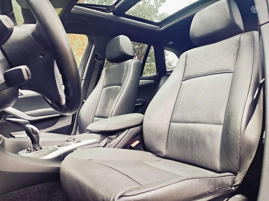 Melns BMW X1 2014 Kretinga, ar dzinēja tilpumu 2.00 L un nobraukumu 268 tūkst. km par 7899 €, foto 17 vietnē AUTOMOTO.COM.LV