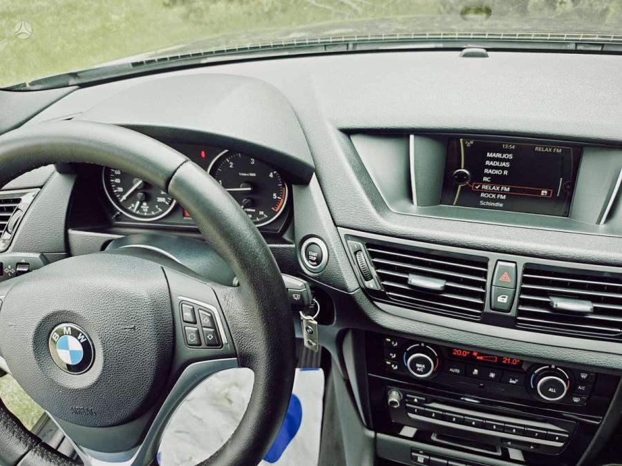 Melns BMW X1 2014 Kretinga, ar dzinēja tilpumu 2.00 L un nobraukumu 268 tūkst. km par 7899 €, foto 21 vietnē AUTOMOTO.COM.LV